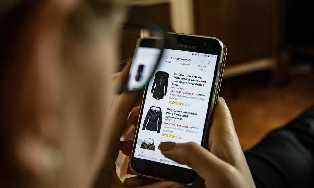 Imagine A Mall Without Any Stores: Will Online Shopping Make Retail ...